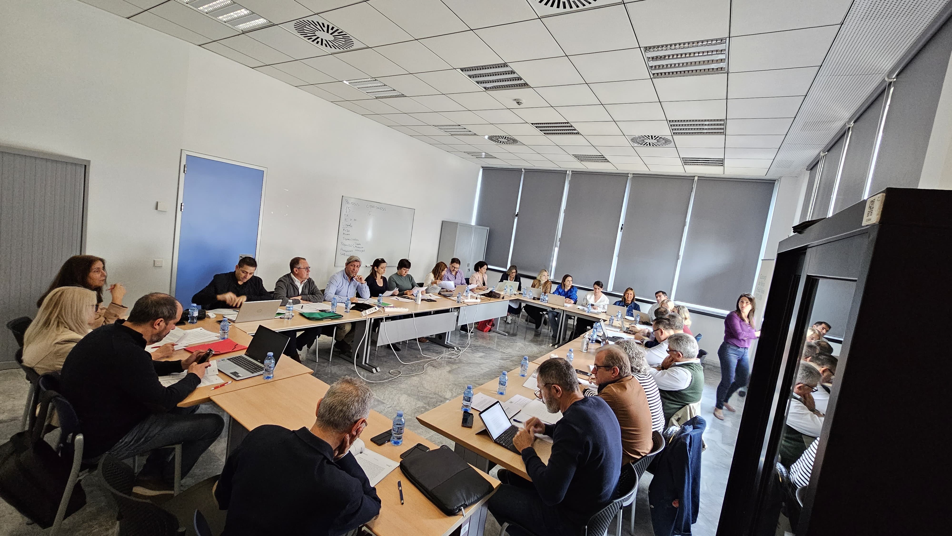 Publicada convocatoria OPE Enfermería de la CARM para cubrir diez ...